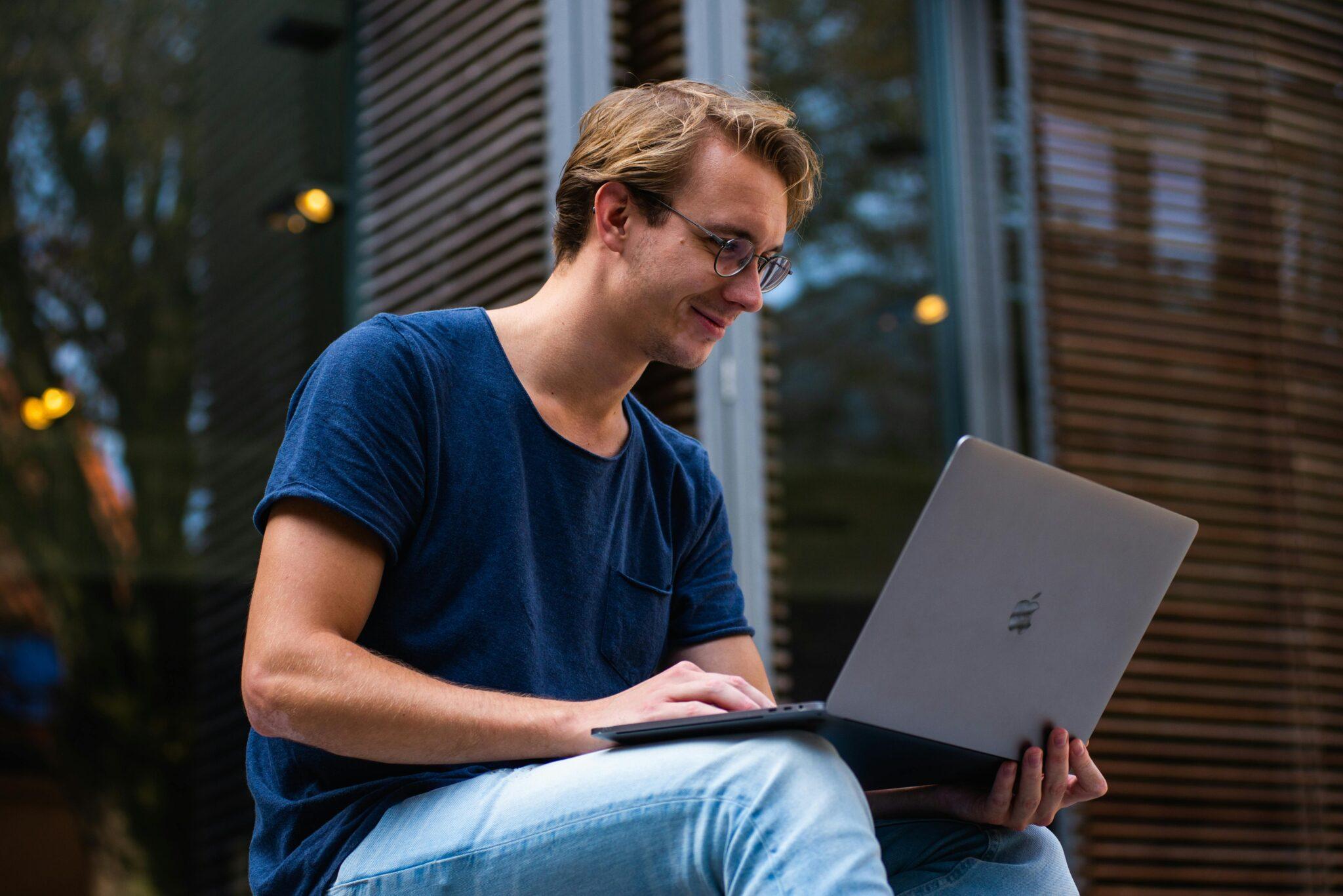 Post-Baccalaureate vs. Master’s: Navigating Your Path to Professional ...